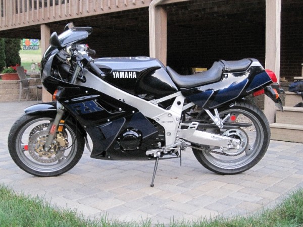 1990 Yamaha FZR400 For Sale- Unmolested, clean and original owner ...