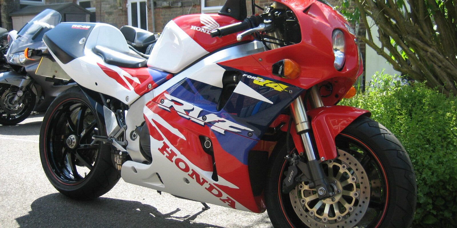 Long Time No See: Honda RC 45 (UK) - Rare SportBikesForSale