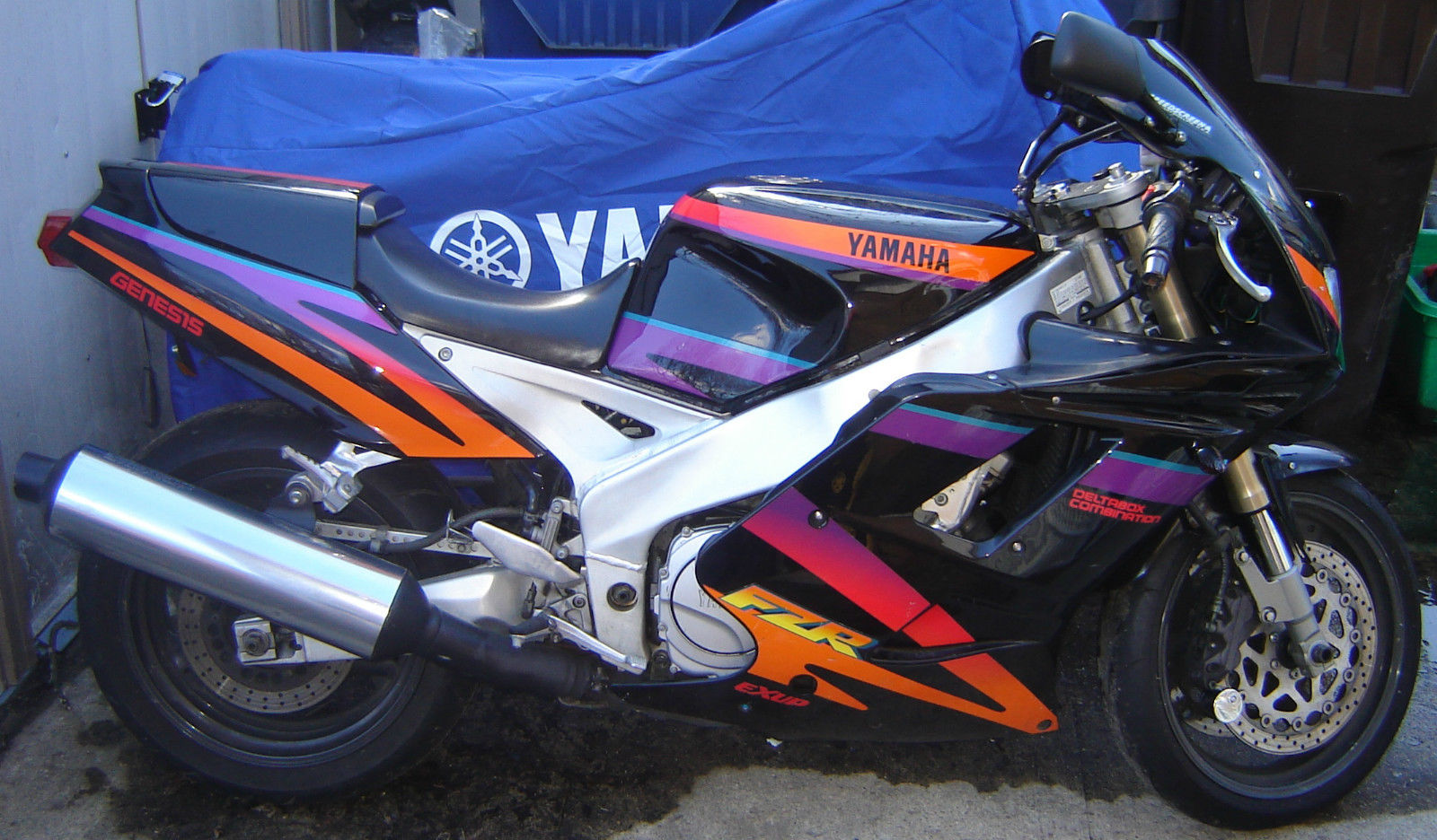 Shazaam! 1994 Yamaha FZR1000 - Rare SportBikesForSale