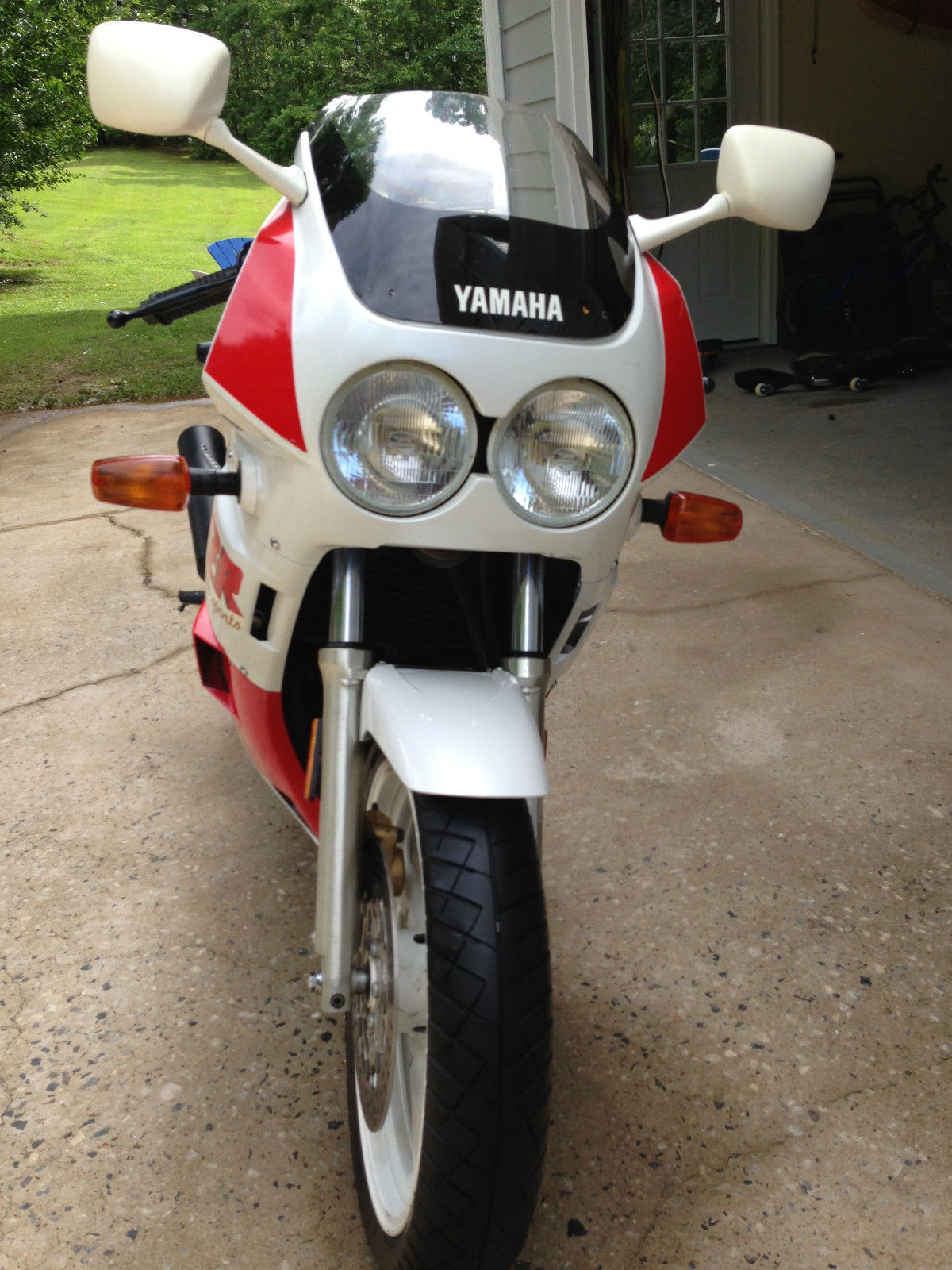 Cult Classic - 1988 Yamaha FZR-400 - Rare SportBikesForSale