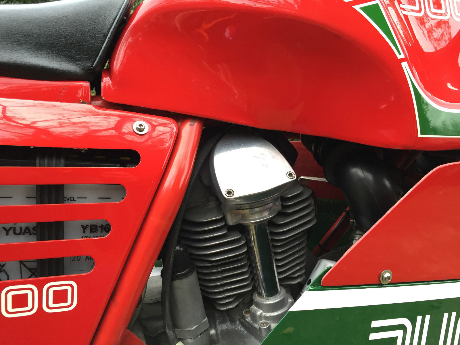 20151125 1984 ducati 900 s2 mike hailwood right engine - Rare ...