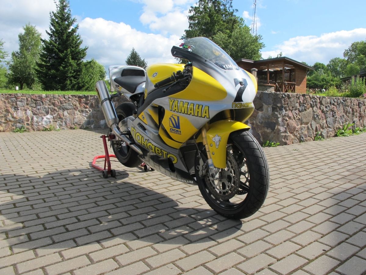 1999 Yamaha R7 R Front - Rare SportBikesForSale