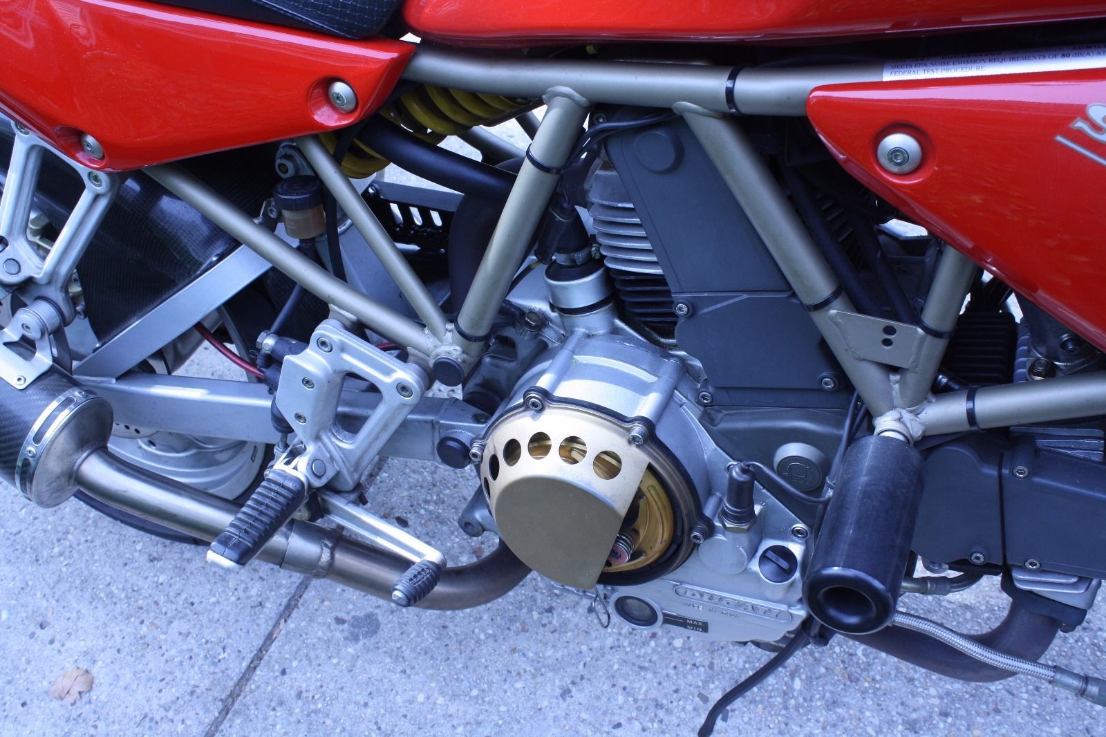 20160709 1997 ducati 900ss right engine - Rare SportBikesForSale
