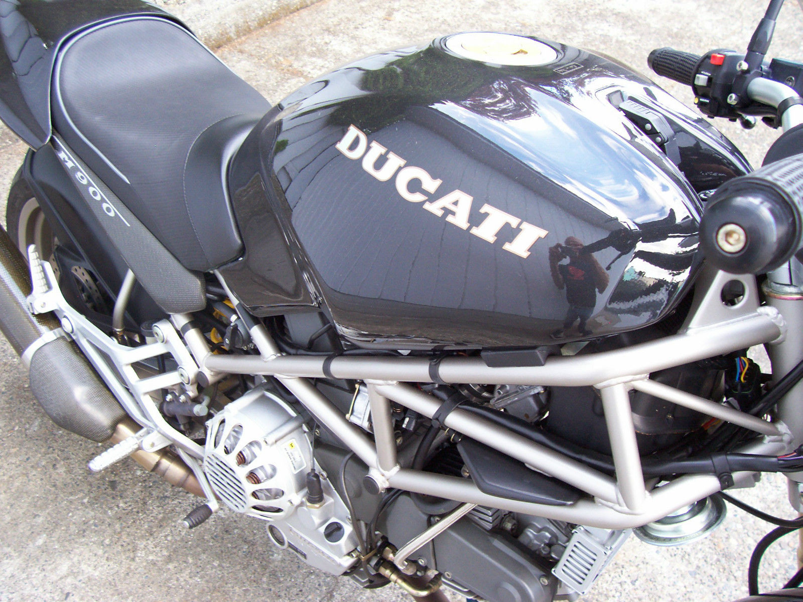 1995 Ducati M900 R Side Tank - Rare SportBikesForSale