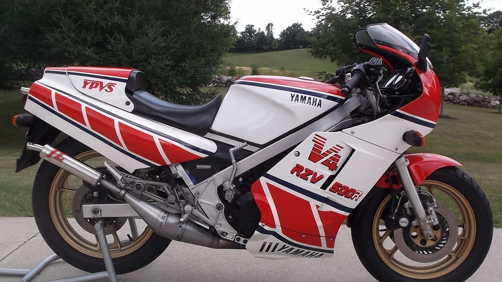 1985 Yamaha RZV500 available in Wisconsin - Rare SportBikesForSale