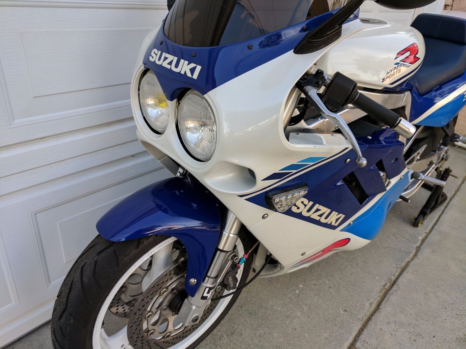 Slingshot My Heart: 1988 Suzuki GSX-R750 for Sale - Rare SportBikesForSale