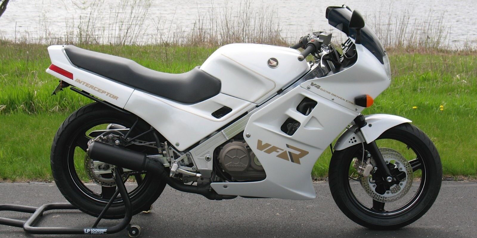 Polished V4 - 1987 Honda VFR700F Interceptor - Rare SportBikesForSale