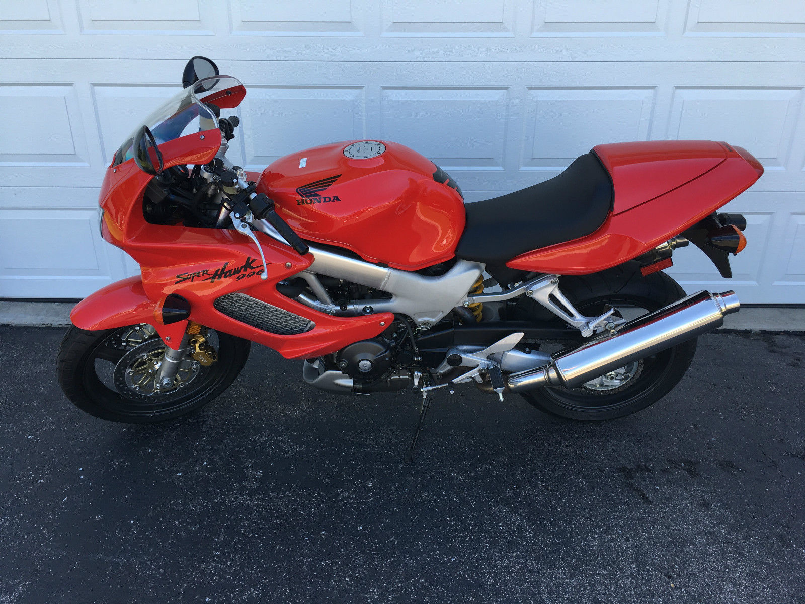 Super Low-Mileage Super Hawk: 1998 Honda VTR1000F For Sale - Rare ...