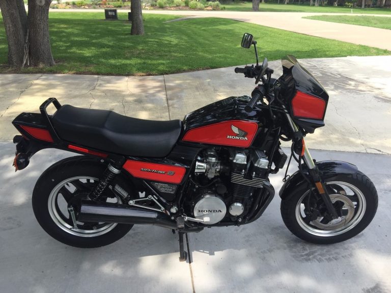 Tariff Buster: 1984 Honda Nighthawk S - Rare SportBikesForSale