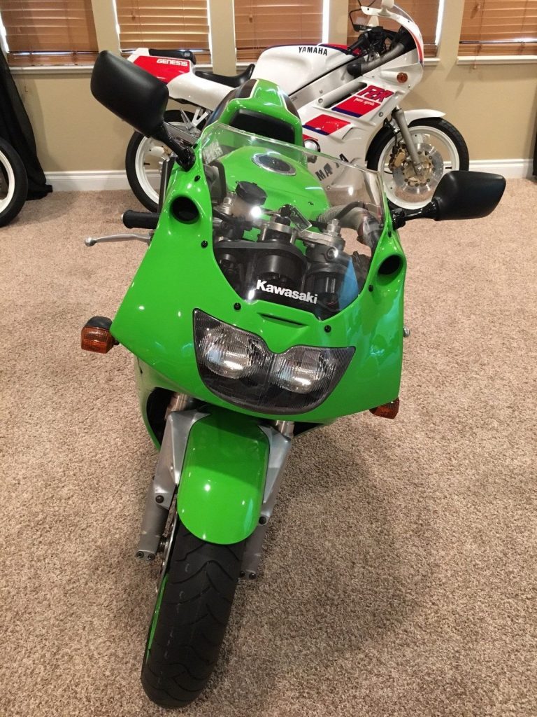 1995 Kawasaki ZXR400R Front - Rare SportBikesForSale