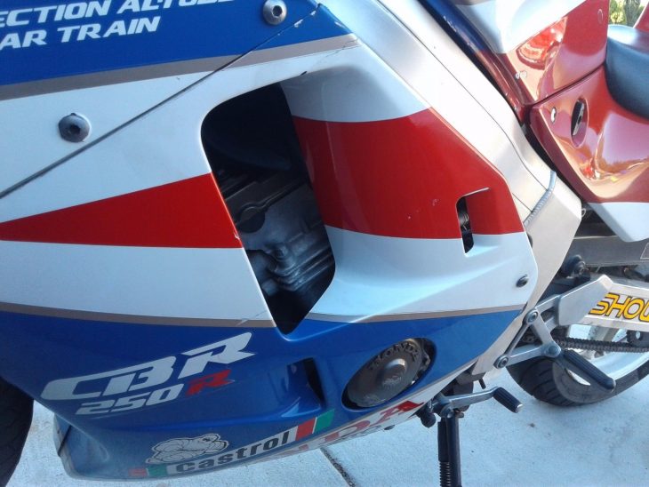 20171207 1988 honda cbr250r left fairing - Rare SportBikesForSale