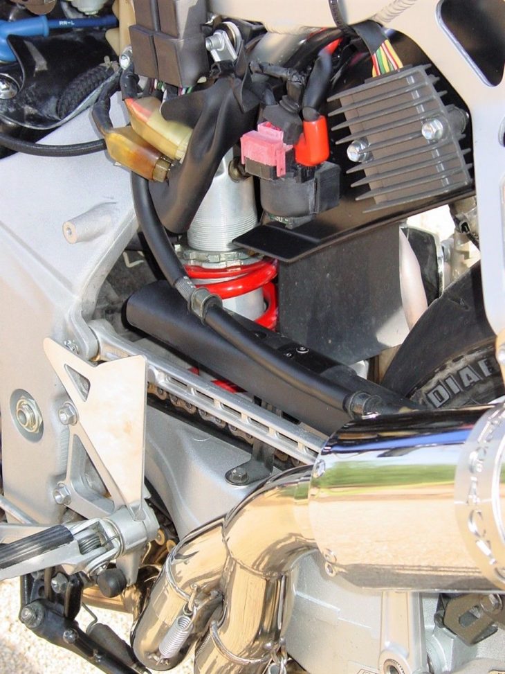 20180608 1990 honda vfr-750r rc30 left shock unfaired - Rare ...