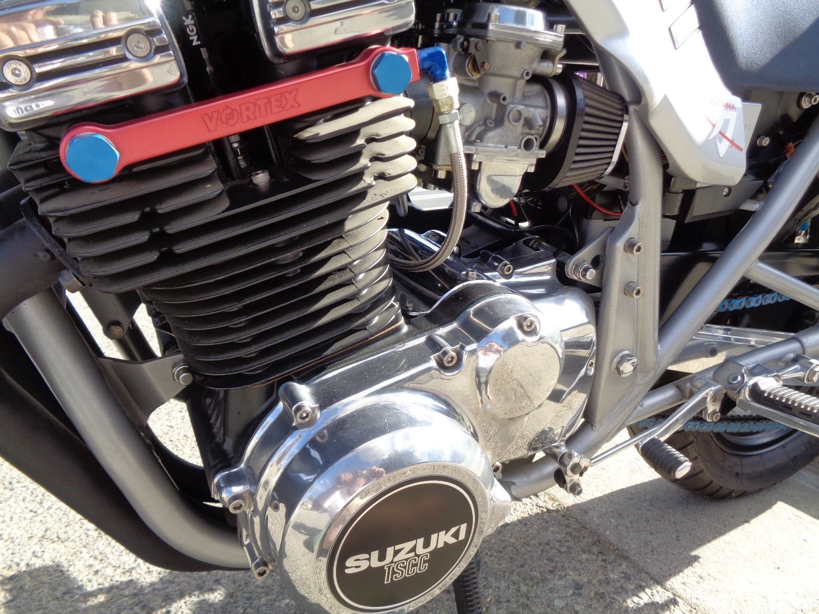 20181024 1983 suzuki gsx1100s left engine - Rare SportBikesForSale