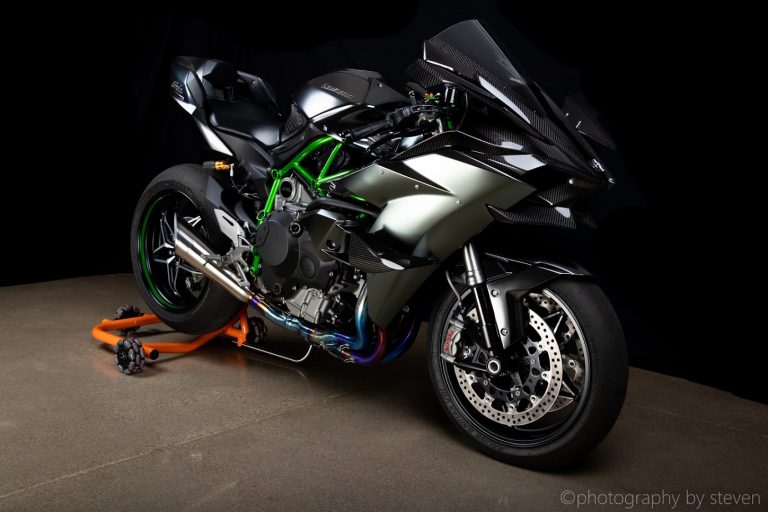 Featured Listing: Street-Titled 2018 Kawasaki H2R for Sale - Rare ...