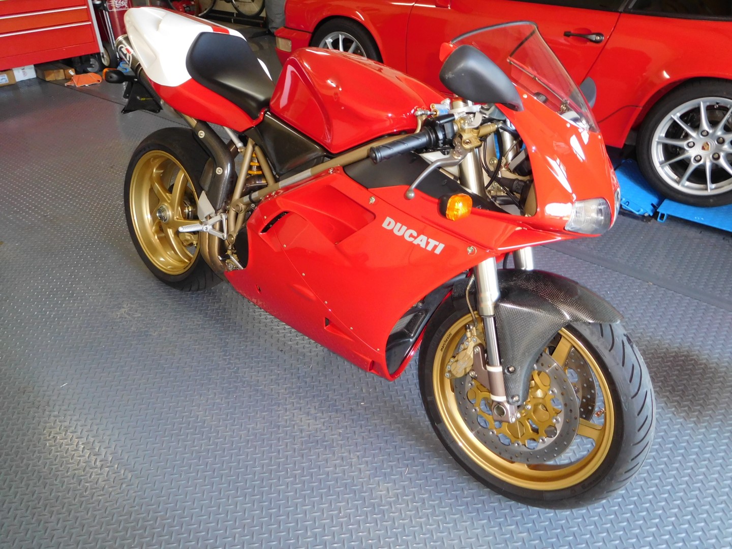 20190825 1998 ducati 916 sps right front garage - Rare SportBikesForSale
