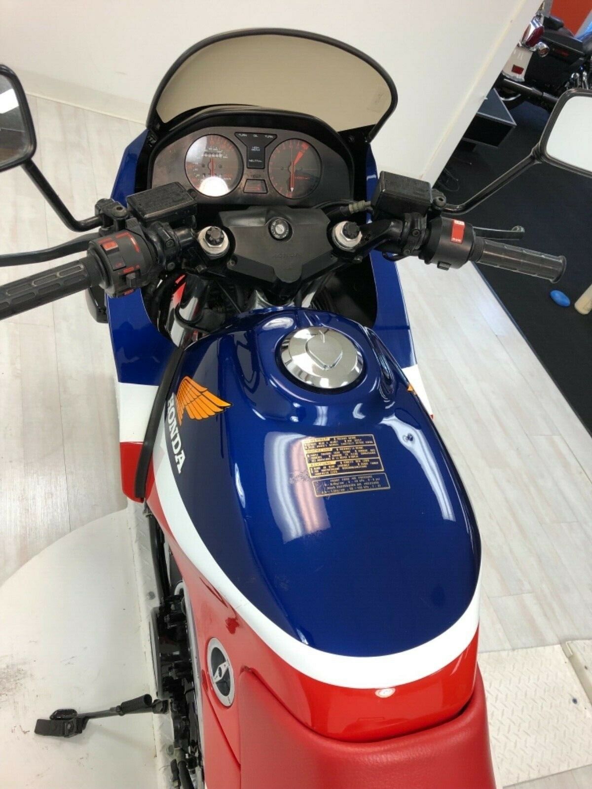 Right-sized - 1986 Honda VF500F Interceptor - Rare SportBikesForSale