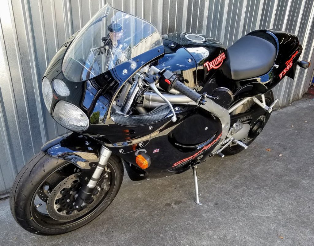 Featured Listing - 1998 Triumph T595 with just 2,518 miles ! - Rare ...