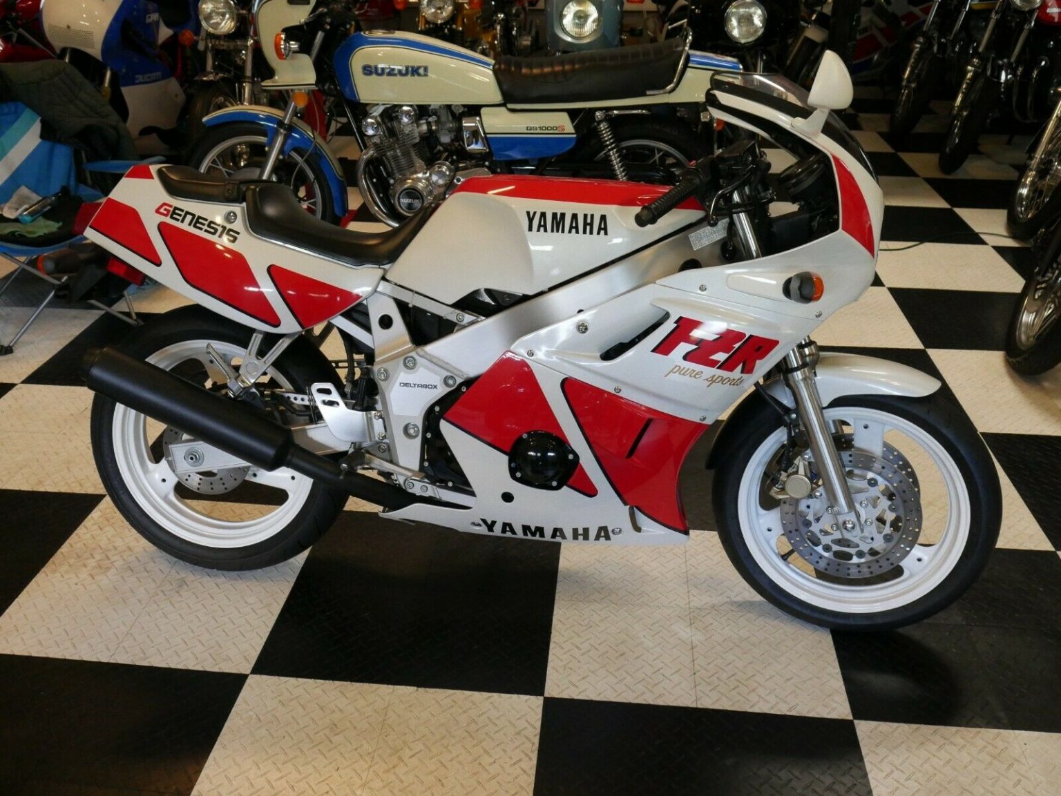Feisty Fizzer: 1989 Yamaha FZR400 for Sale - Rare SportBikesForSale