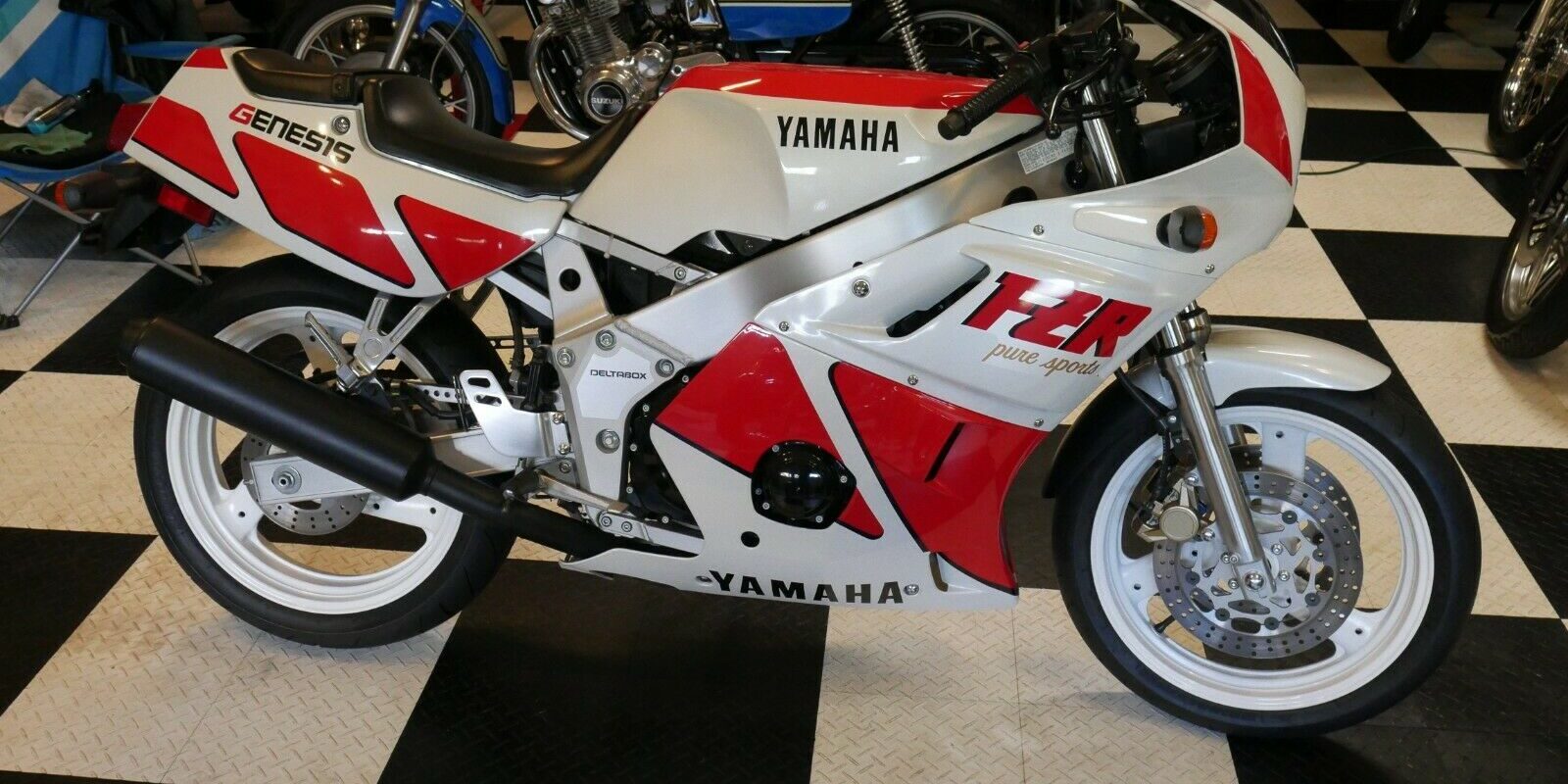 Feisty Fizzer: 1989 Yamaha FZR400 for Sale - Rare SportBikesForSale