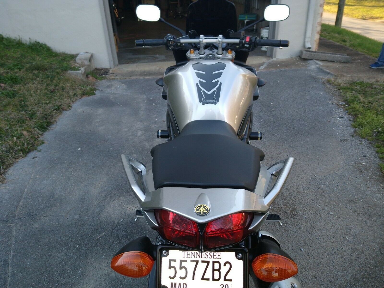 20200707 2006 yamaha fz1 right rear - Rare SportBikesForSale