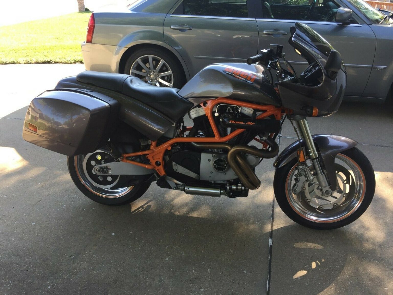 20200727 2002 buell s3t thunderbolt right driveway - Rare SportBikesForSale