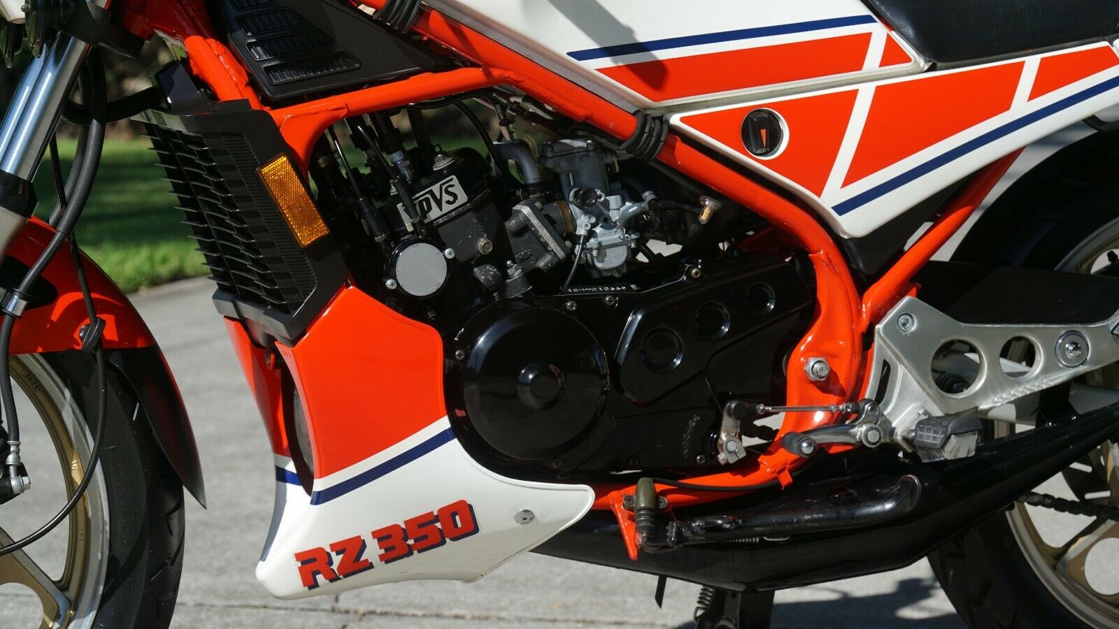 20201126 1985 yamaha rz350 left engine - Rare SportBikesForSale