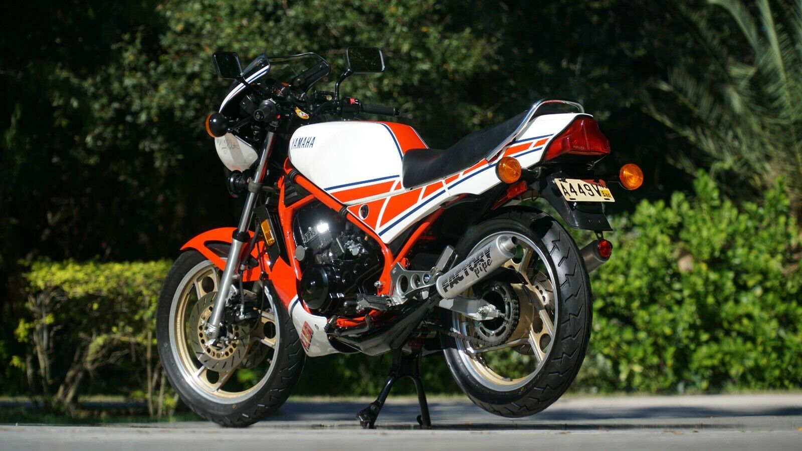 20201126 1985 yamaha rz350 left rear - Rare SportBikesForSale