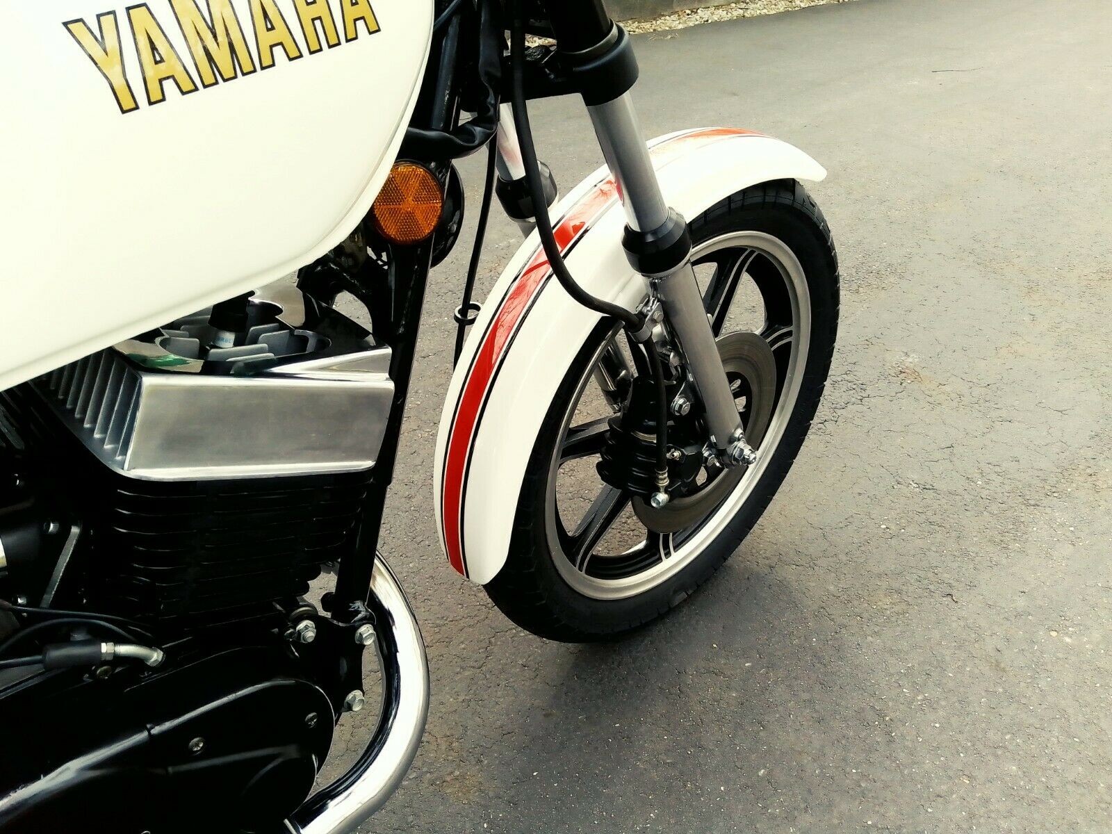 Meet You Half Way - 1979 Yamaha RD400F Daytona Special - Rare ...