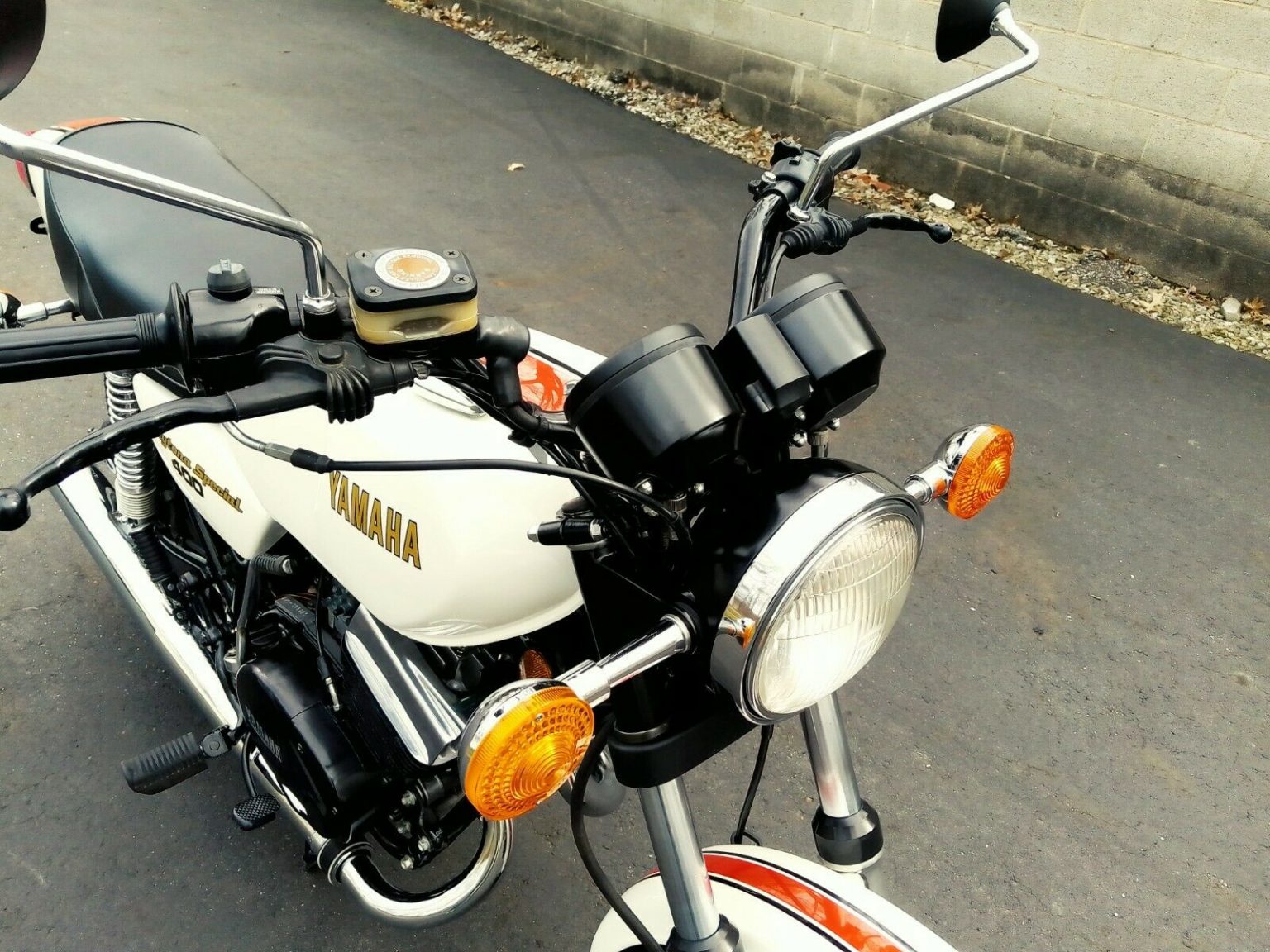 Meet You Half Way - 1979 Yamaha RD400F Daytona Special - Rare ...