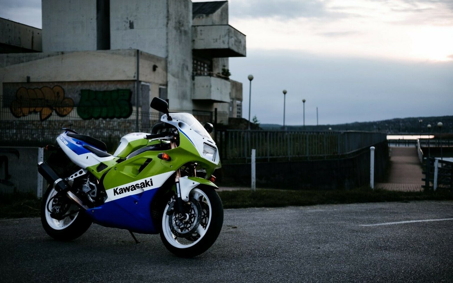 Instant Collection: Five 400cc sport bikes from the 1990s - Rare ...