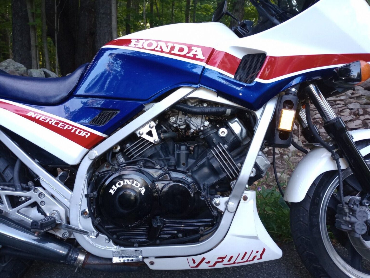 20220914 1984 honda vf1000f right engine - Rare SportBikesForSale