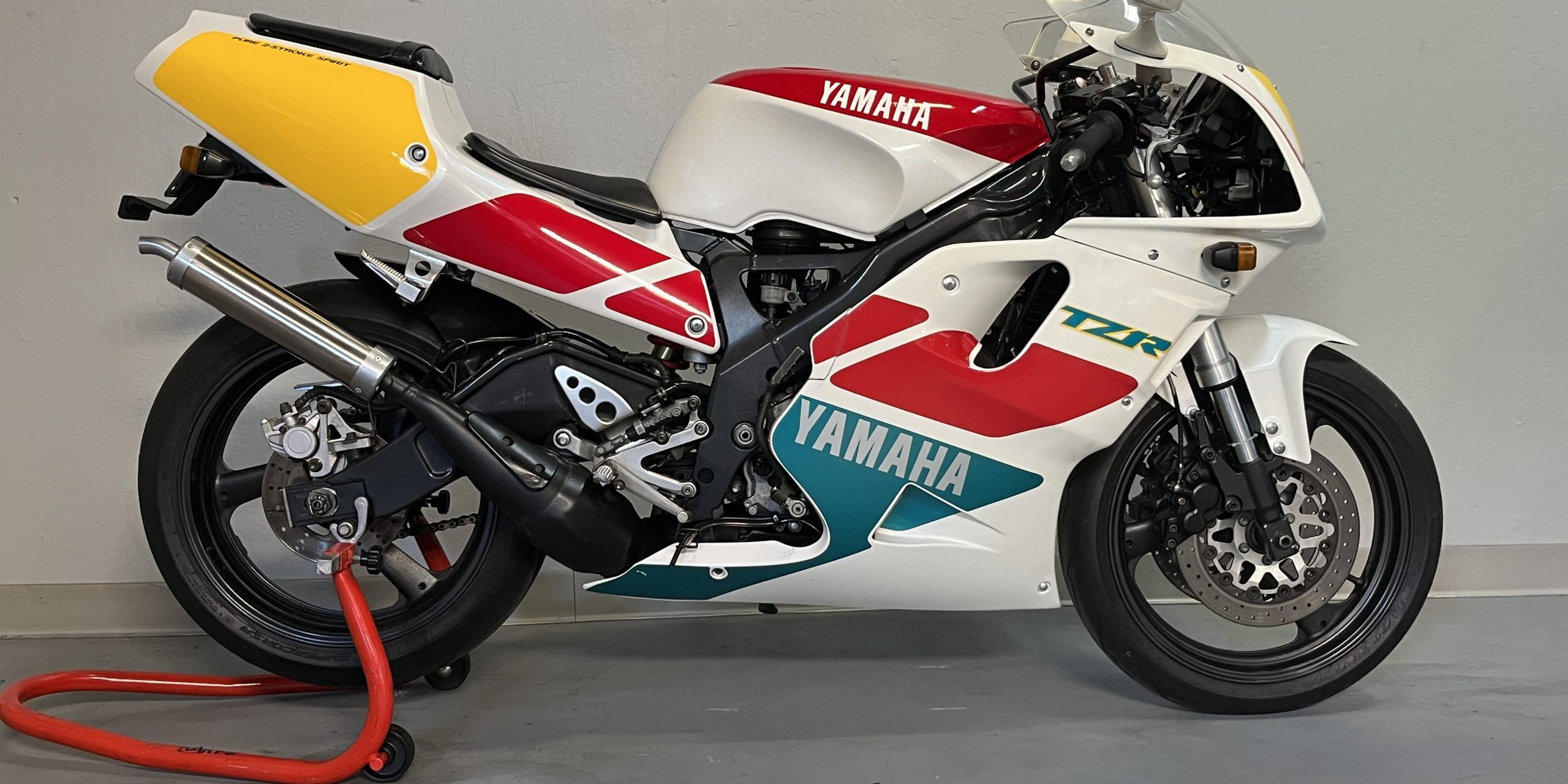 Featured Listing - 1992 Yamaha TZR-250RS with California reg ! - Rare SportBikesForSale