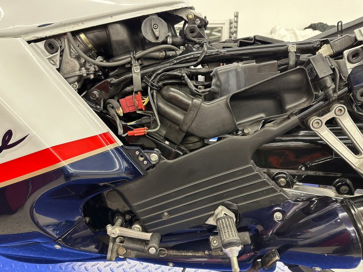 20221210 1987 honda cbr750f super aeroright unfaired - Rare ...