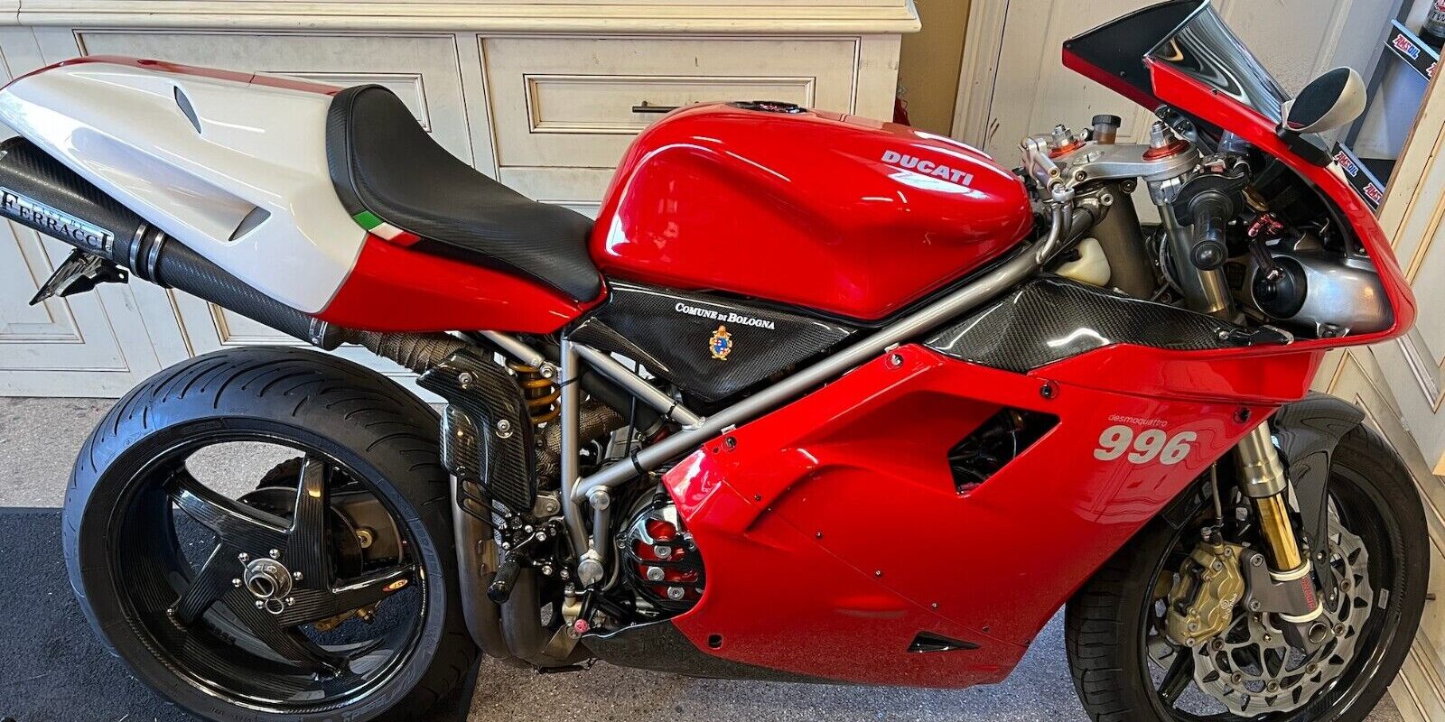 Good, Better, BST - 2001 Ducati 996 - Rare SportBikesForSale