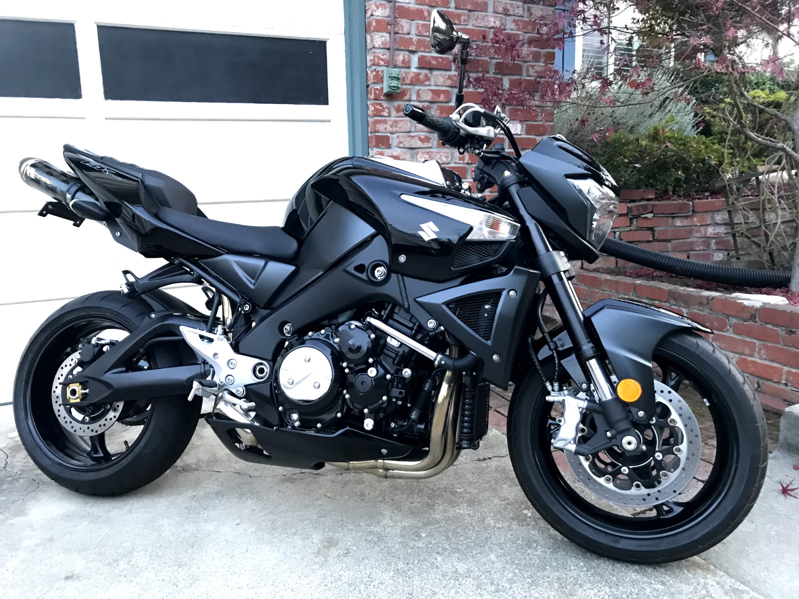 Naked and Afraid: 2008 Suzuki GSX1300BK B-King for Sale on eBay - Rare SportBikesForSale