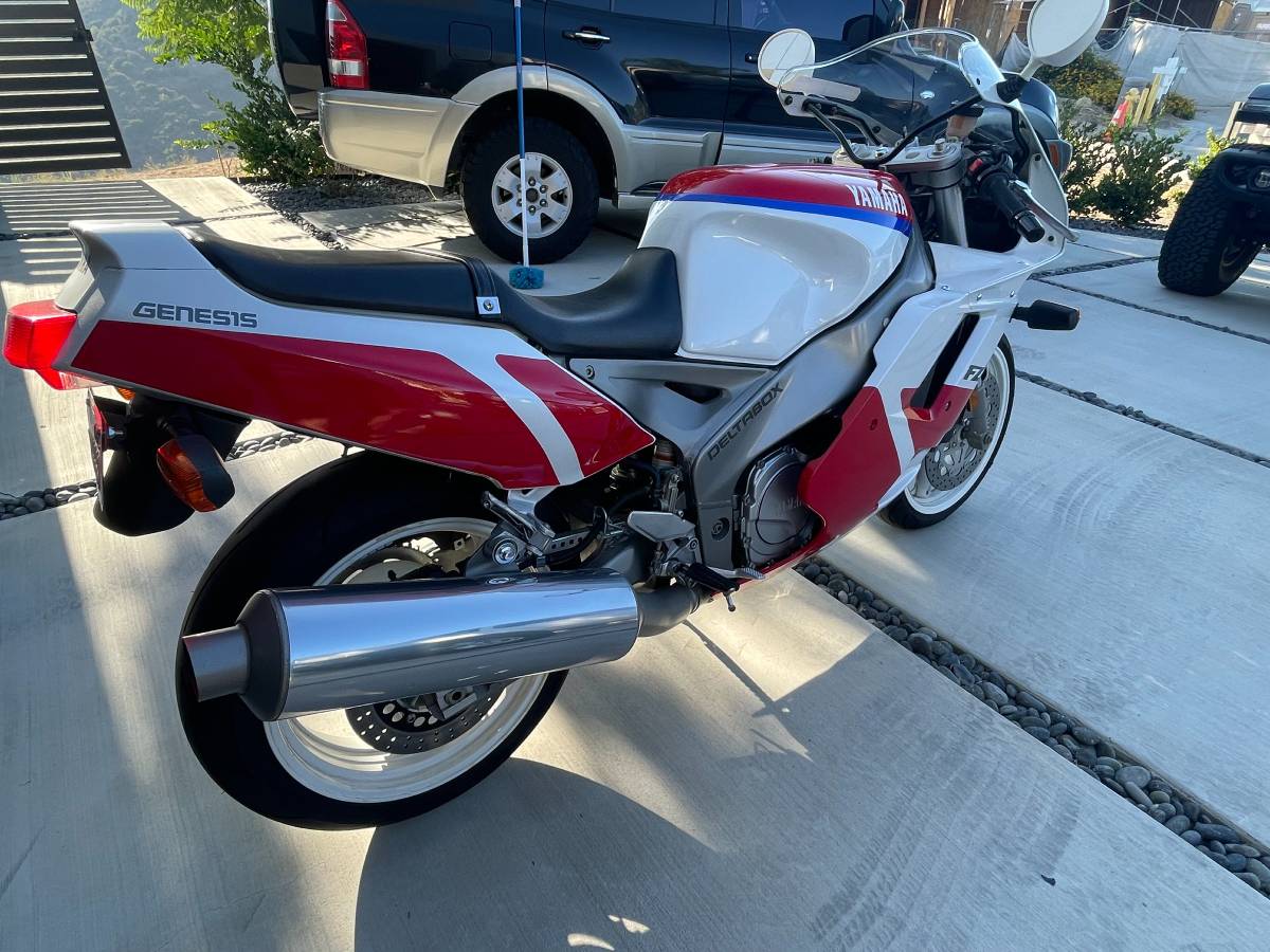 Yamaha FZR1000 4 - Rare SportBikesForSale