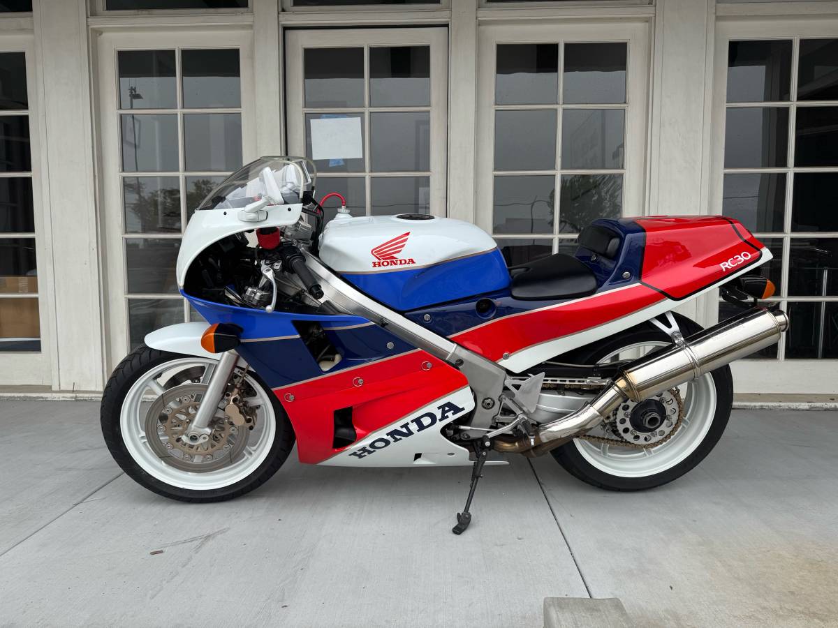 The Icon: 1990 Honda VFR750R RC30 for Sale - Rare SportBikesForSale